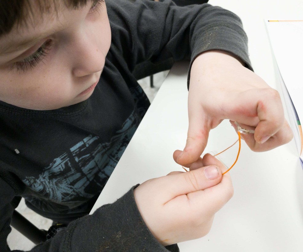 MEL Science Kids Subscription Box Review + Coupon - CRYSTAL SCREEN ...