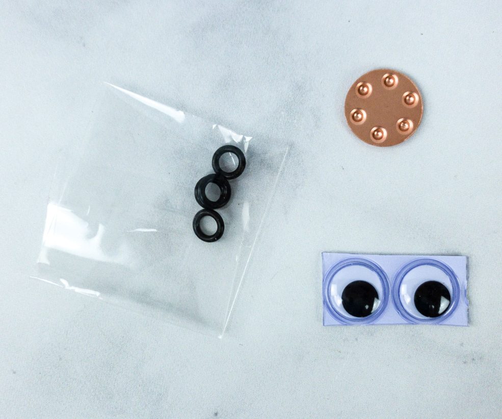 KiwiCo Tinker Crate Review & Coupon - COIN-EATING ROBOT - hello ...