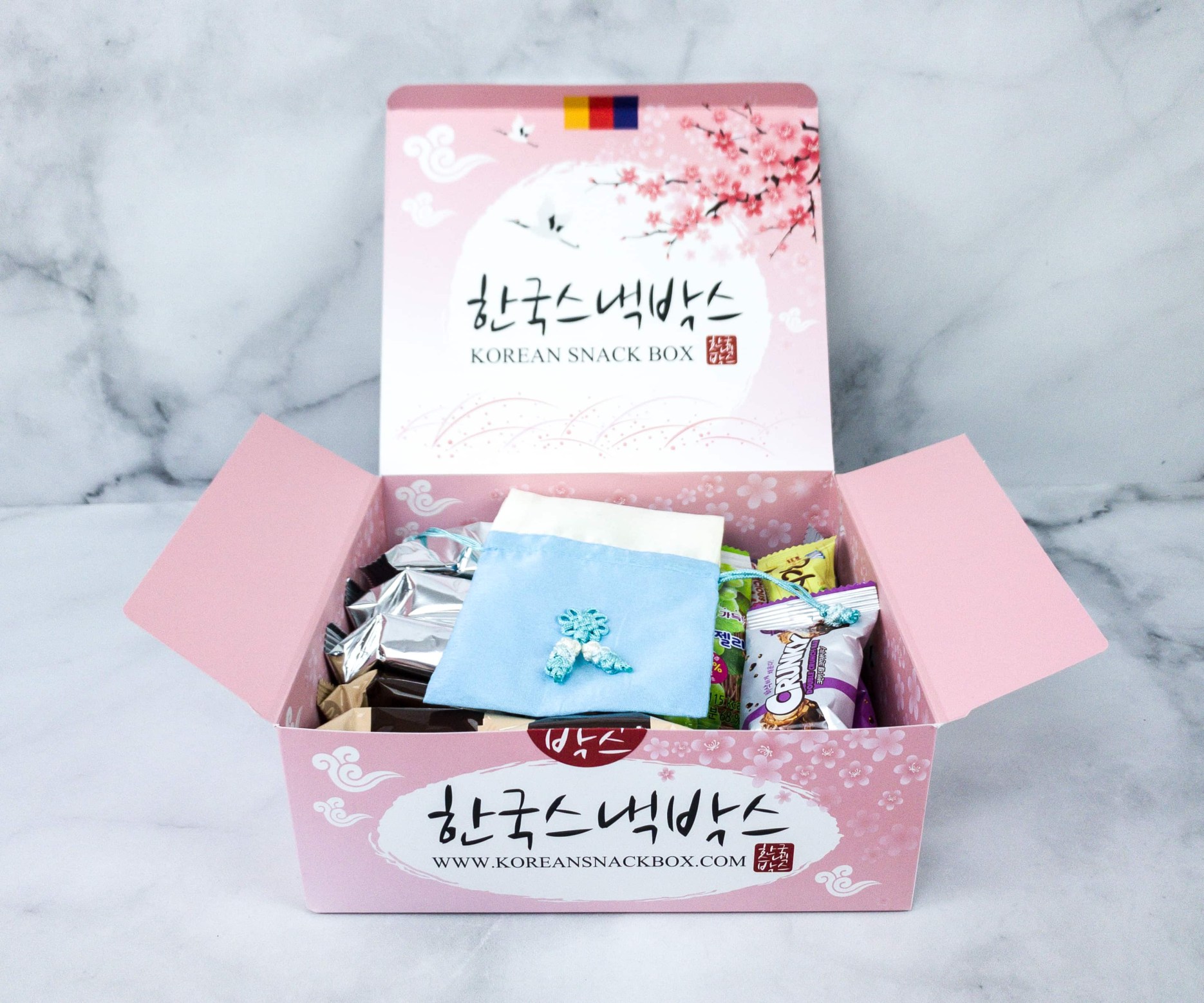 Korean Snack Box March 2020 Subscription Box Review + Coupon - Hello ...