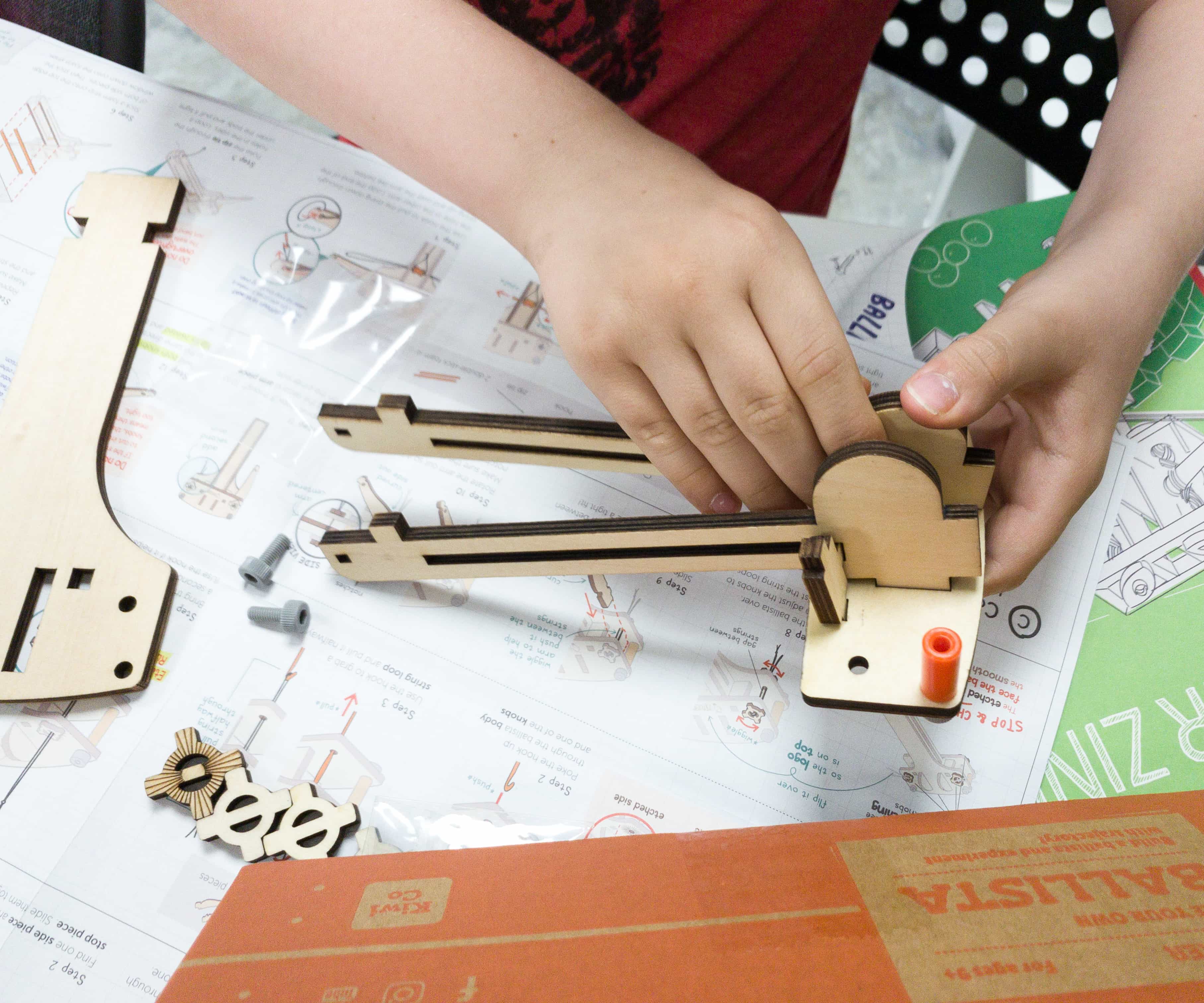 KiwiCo Tinker Crate Review & Coupon - BALLISTA - hello subscription