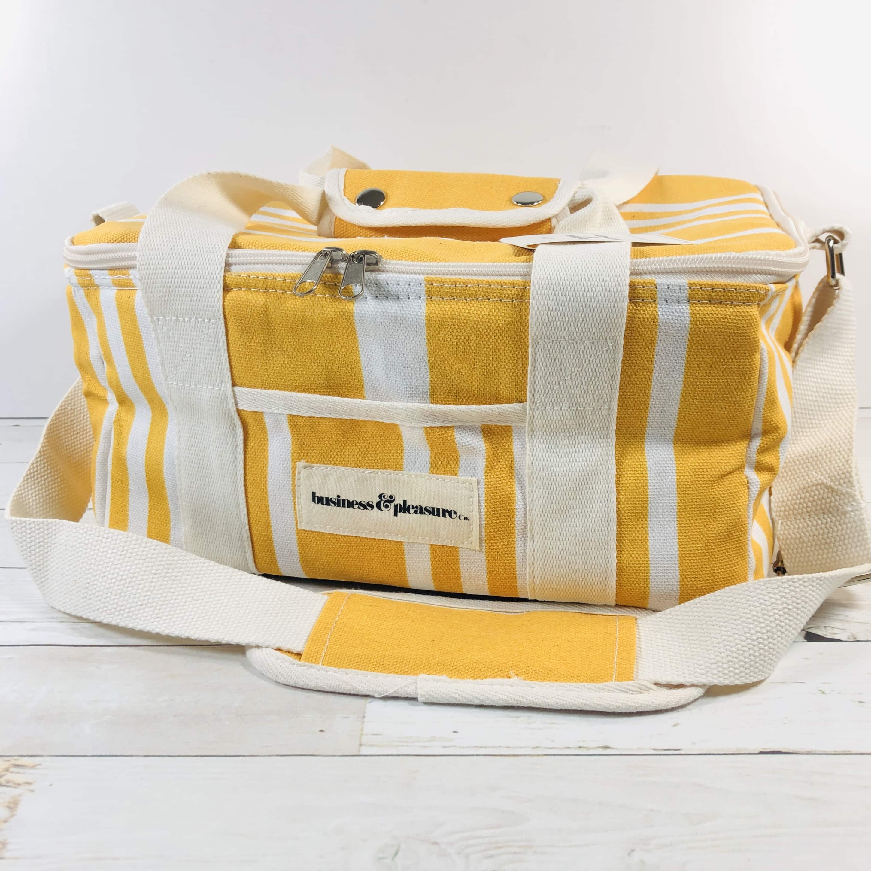 FabFitFun Summer 2020 Box Review + Coupon - hello subscription