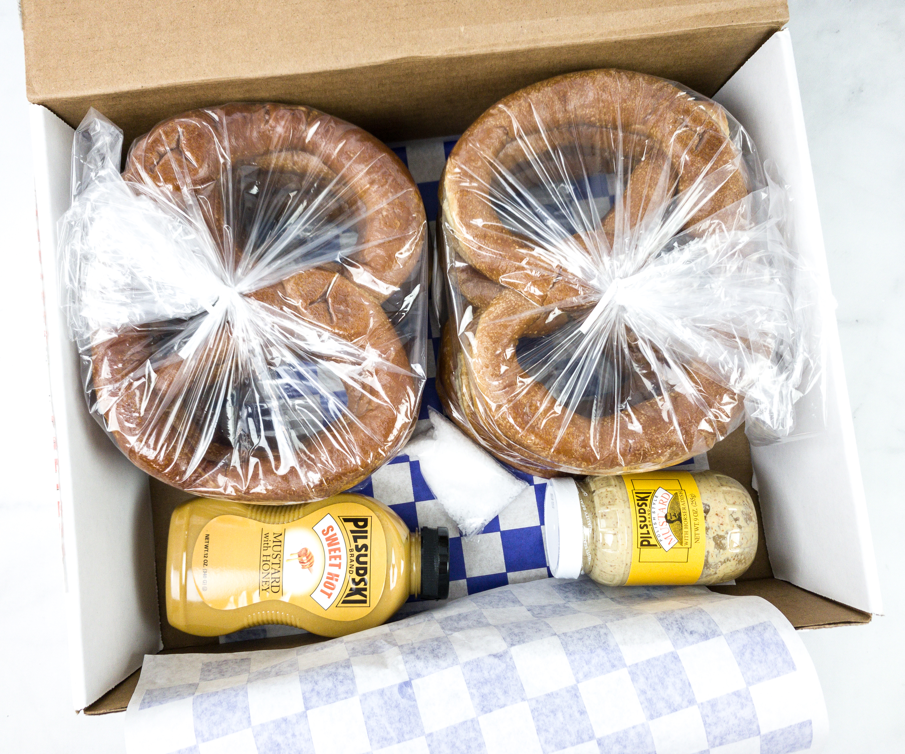 The Pretzel Co. Subscription Box Review - Signature Pretzel Box ...