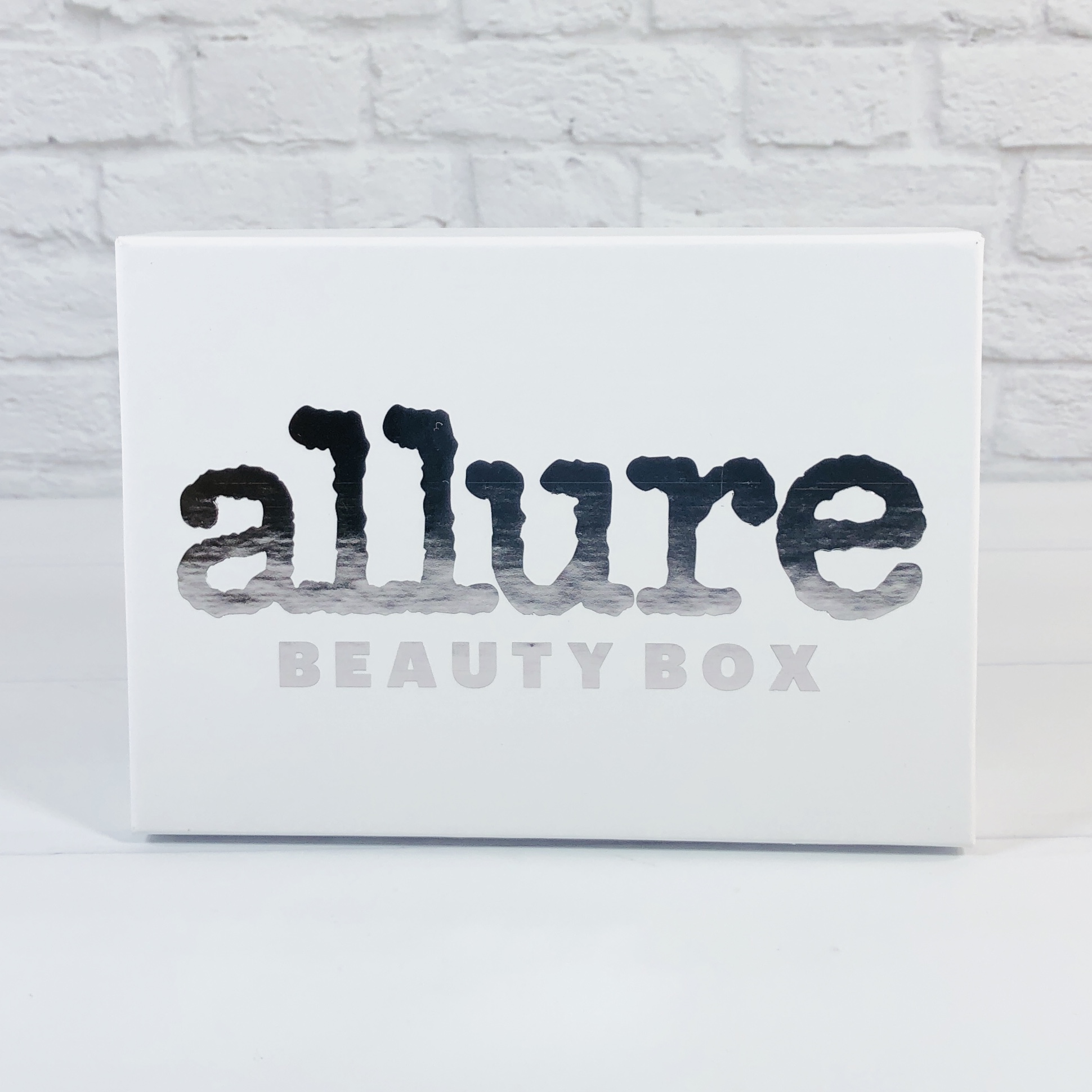 Allure Beauty Box September 2020 Review & Coupon - Hello Subscription