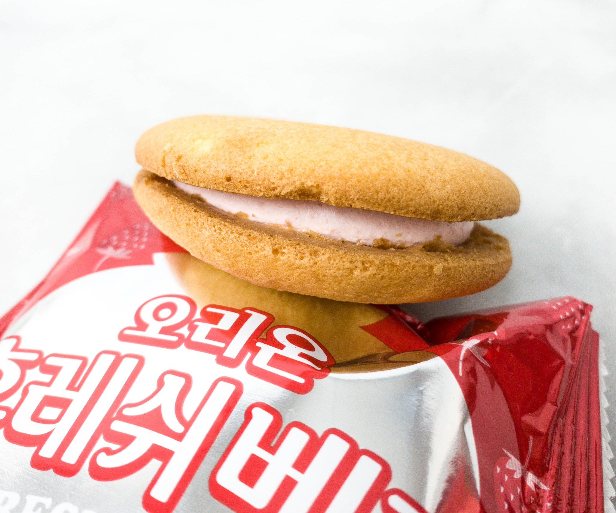 Snack Fever September 2020 Subscription Box Review + Coupon - Deluxe ...