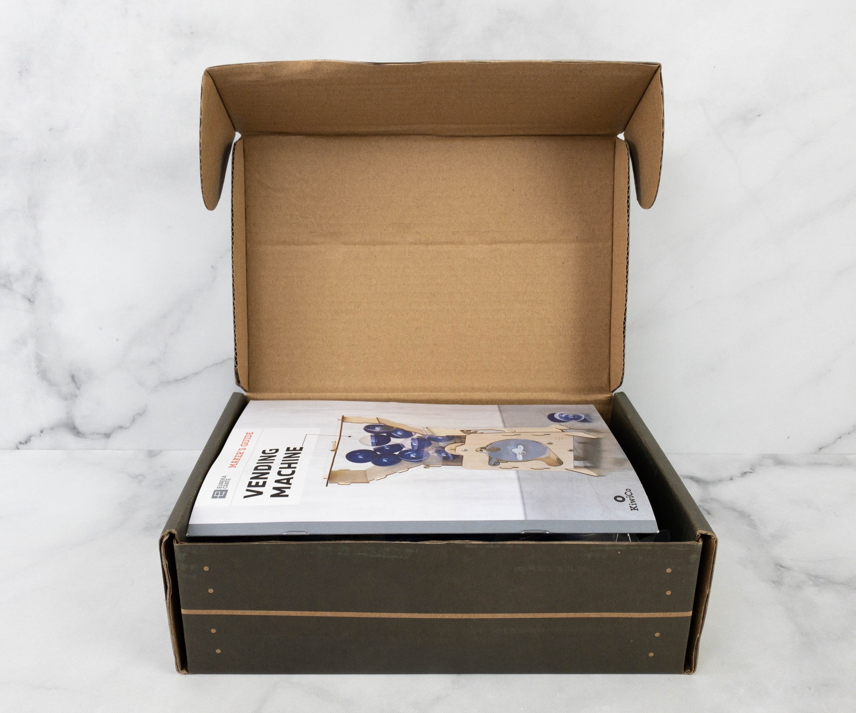 Eureka Crate Review + Coupon - VENDING MACHINE - Hello Subscription