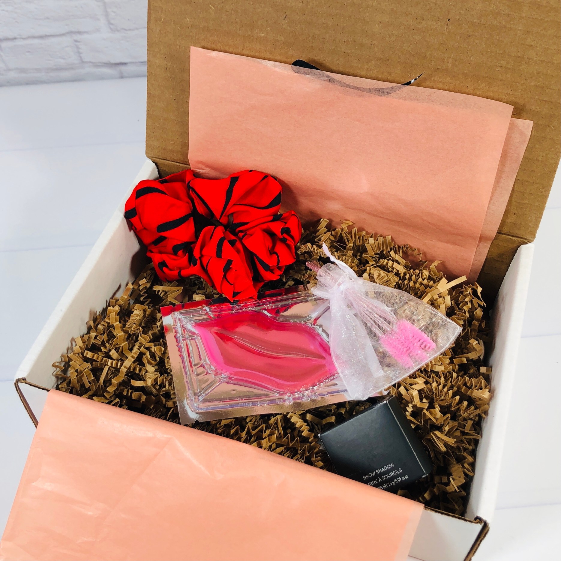 Brow Box October-November 2020 Subscription Box Review - Hello Subscription