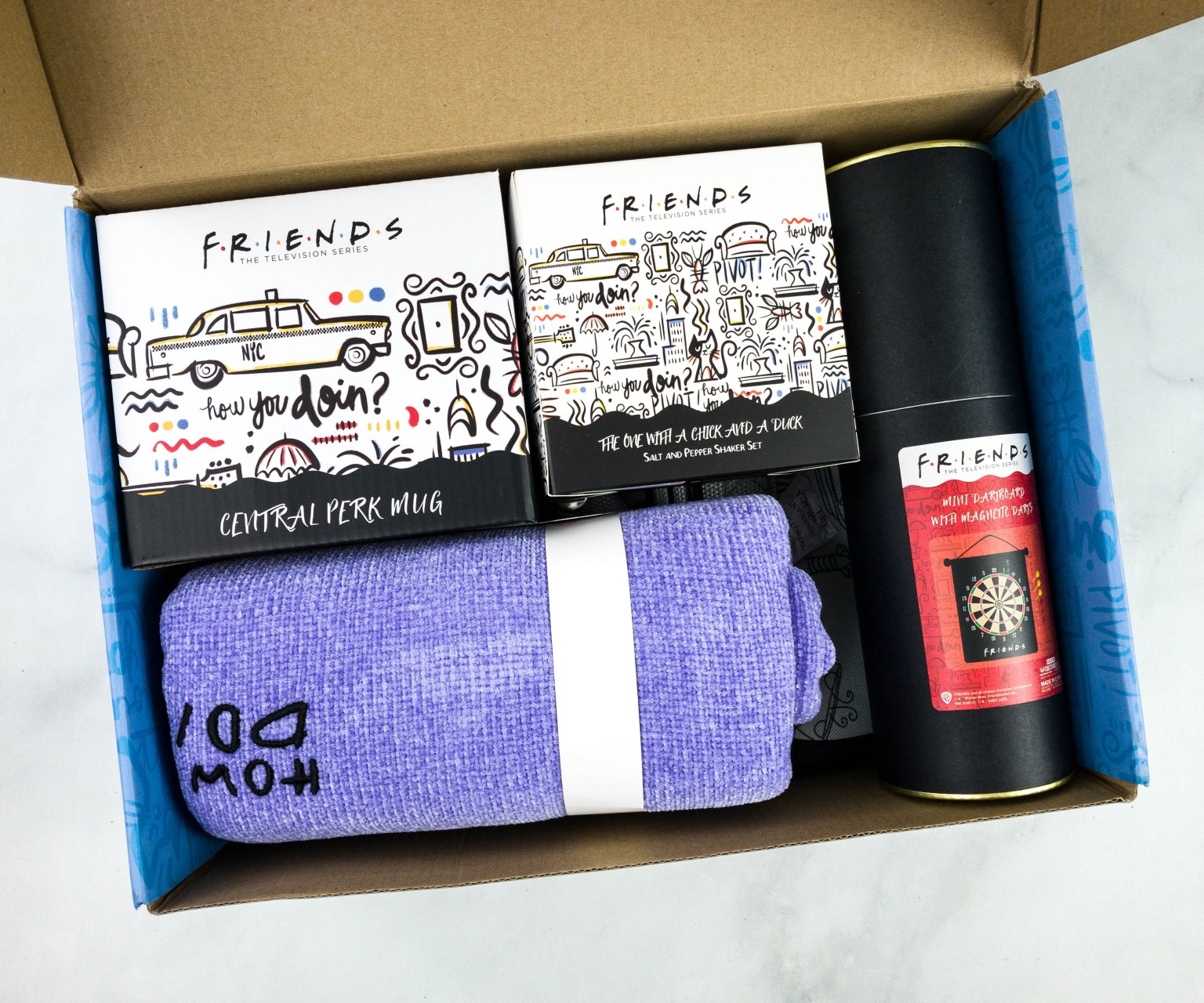 FRIENDS Subscription Box Fall 2020 Review! - Hello Subscription