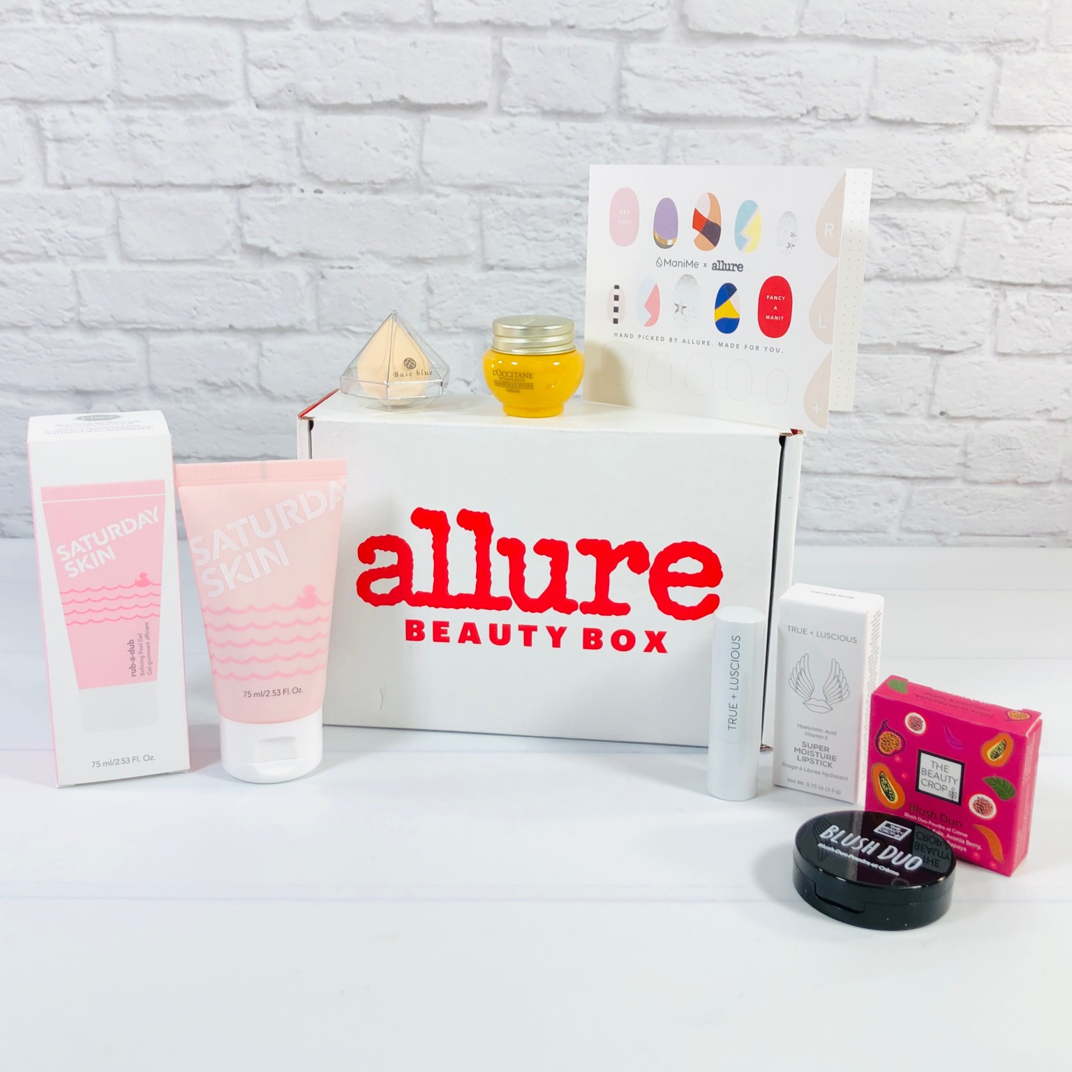Allure Beauty Box Reviews Get All The Details At Hello Subscription