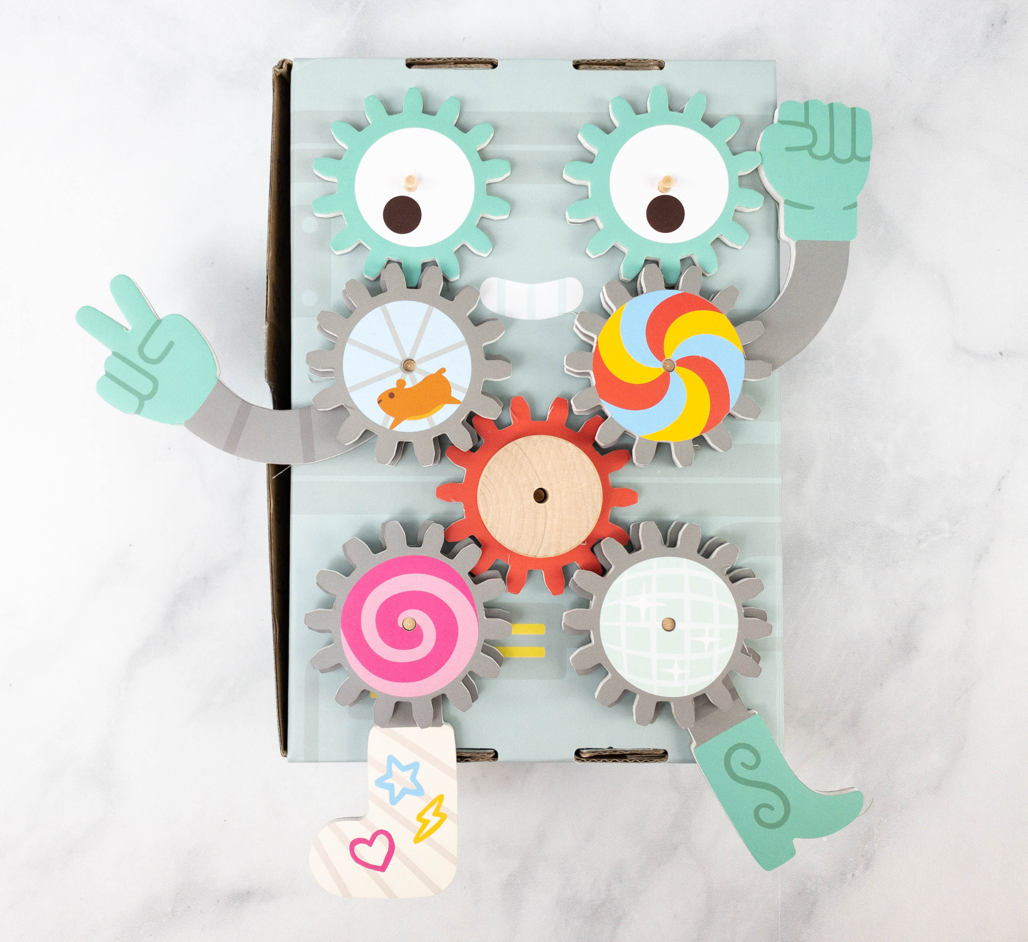 Sago Mini Box Review + Coupon - ROBOTS - Hello Subscription