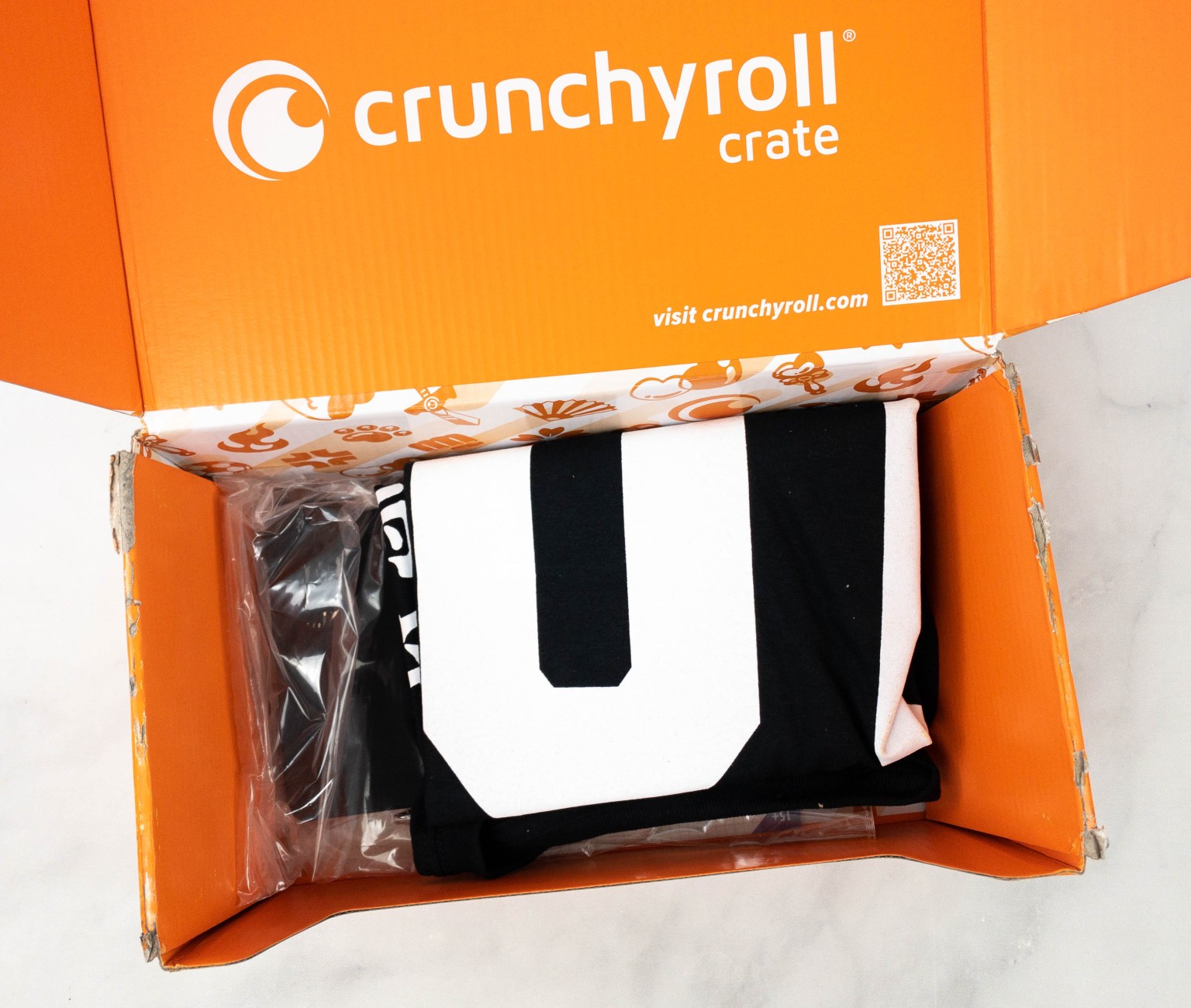 Crunchyroll Crate "NEVER GIVE UP" April 2021 Subscription Box Review ...