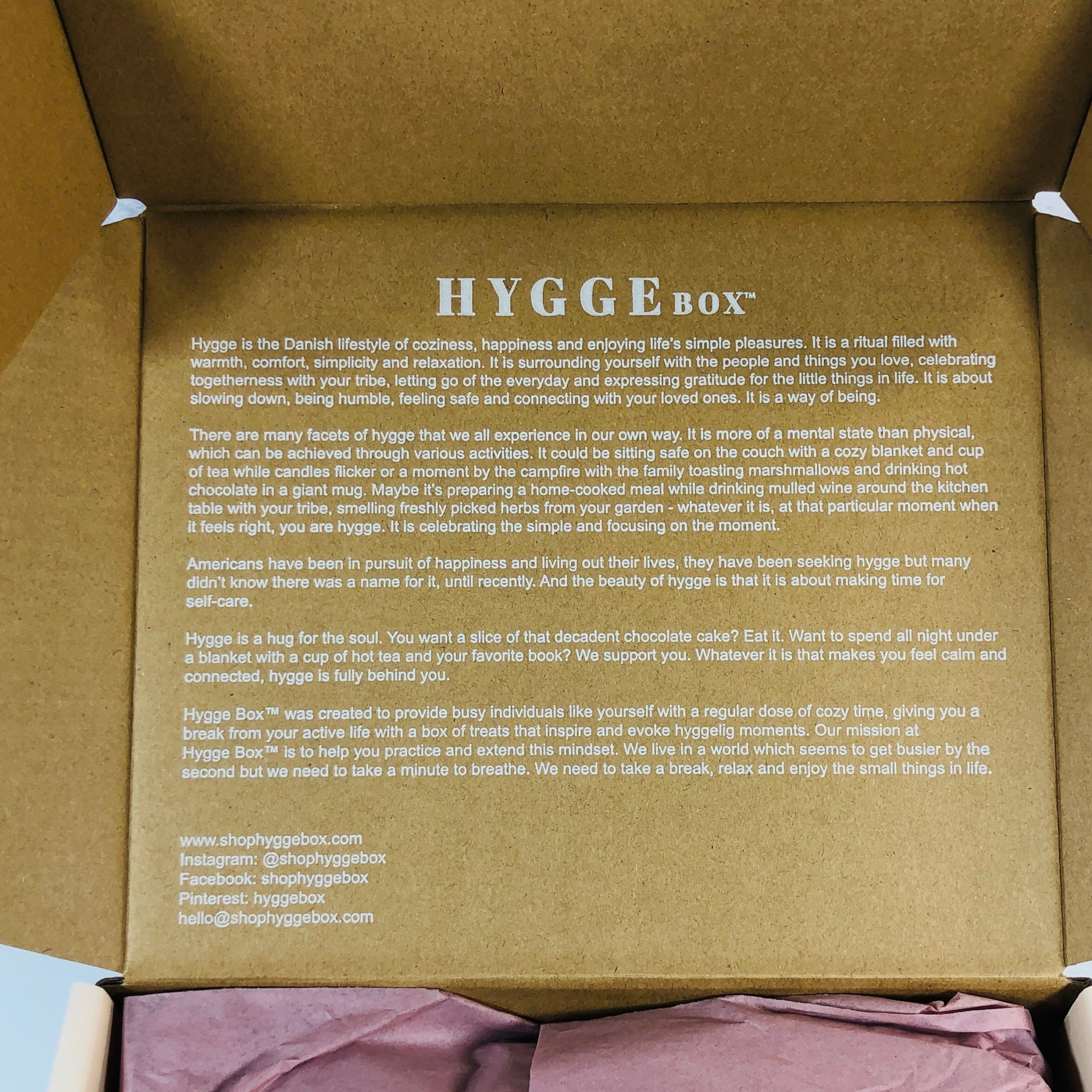 Hygge Box Review - September 2021 Deluxe Box - Hello Subscription