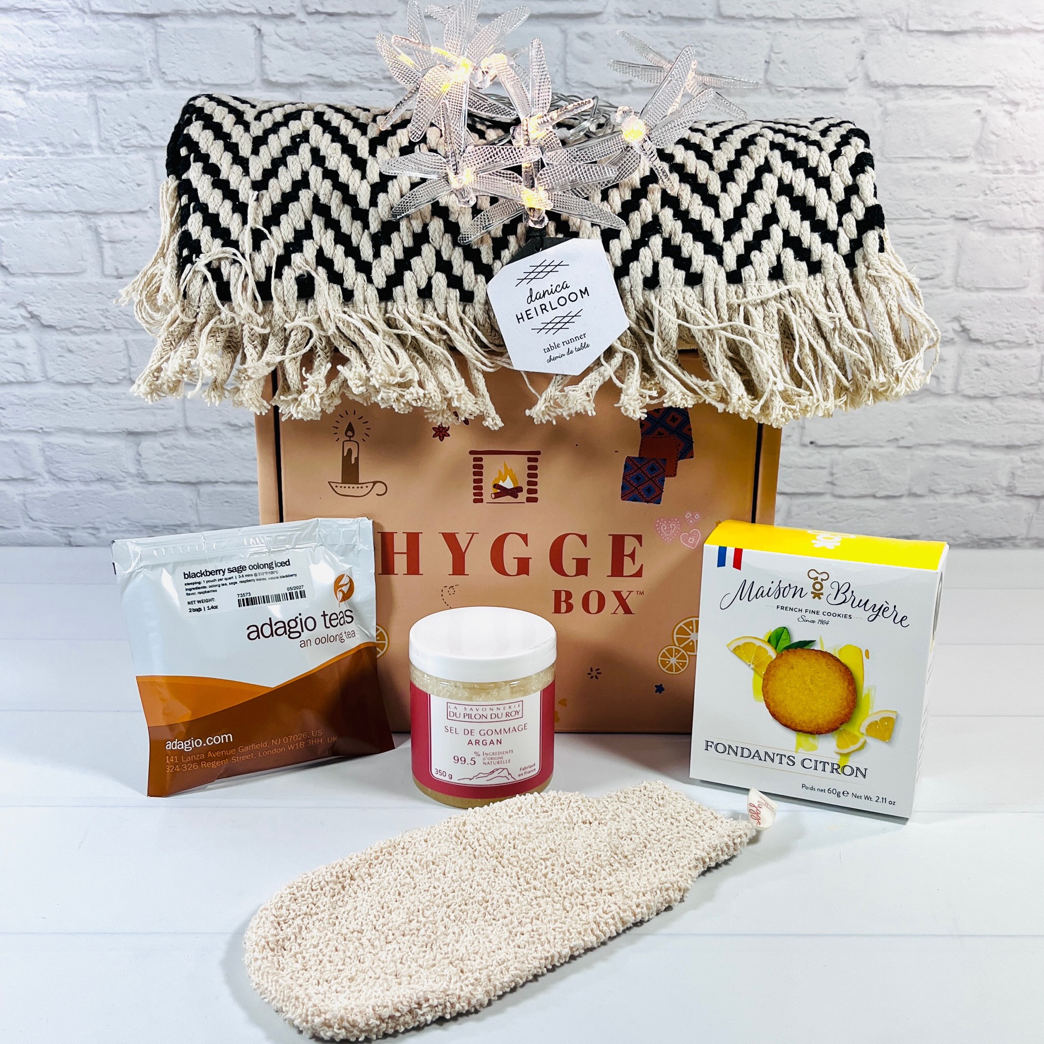 Hygge Box July 2022 Deluxe Box Review: Sommerhygge - Hello Subscription