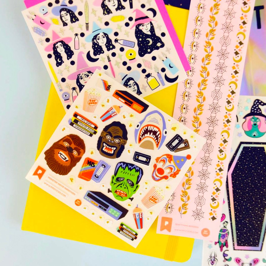 Pipsticks Reviews: Get All The Details At Hello Subscription!