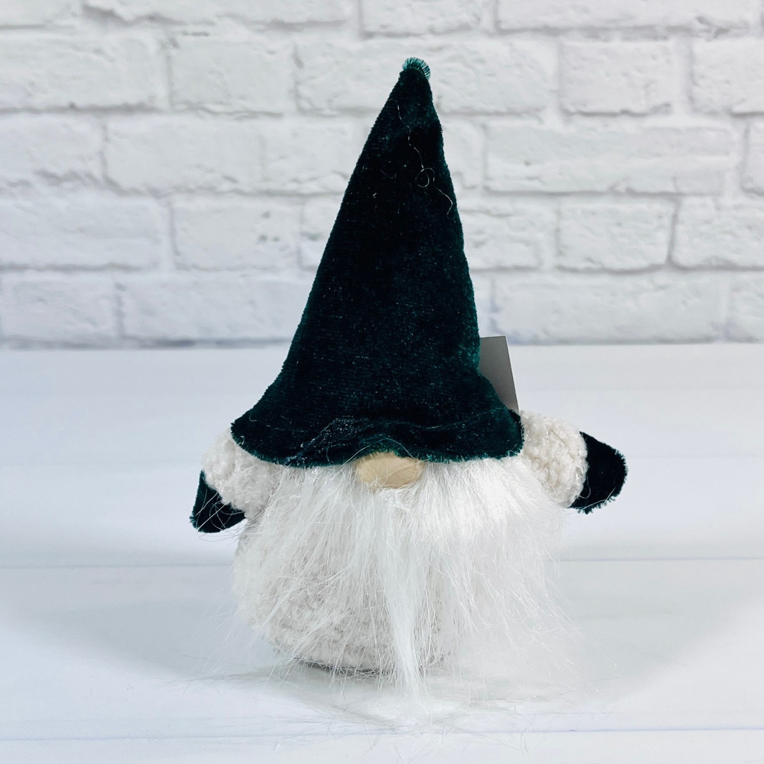 Hygge Box December 2022 Deluxe Box Review: Wonder + Delight - Hello ...