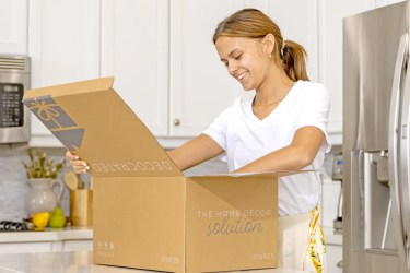 Best Subscription Boxes + Subscription Box Reviews - Hello Subscription