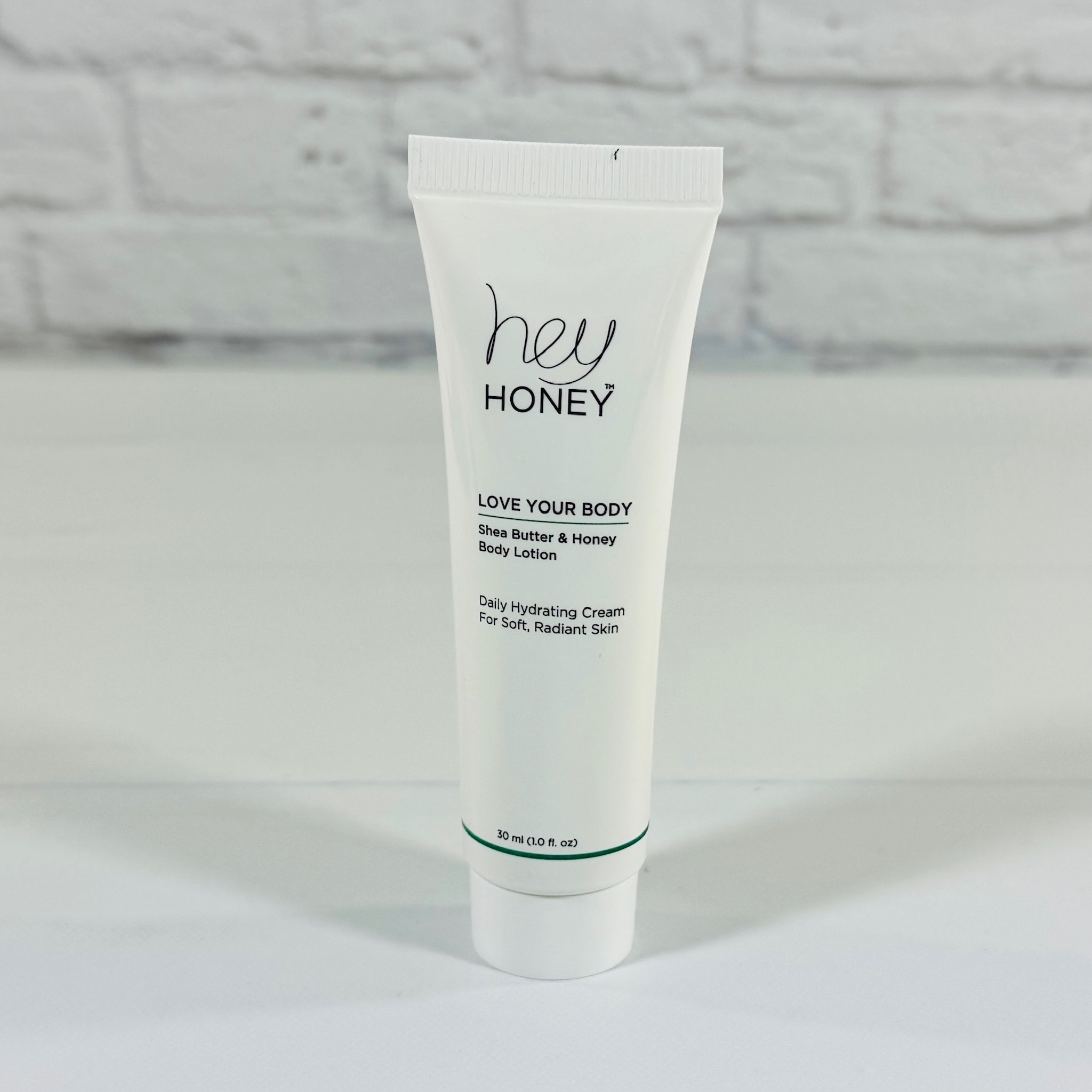 Ipsy Glam Bag October 2024 Review: Beauty Nightmares - Hello Subscription