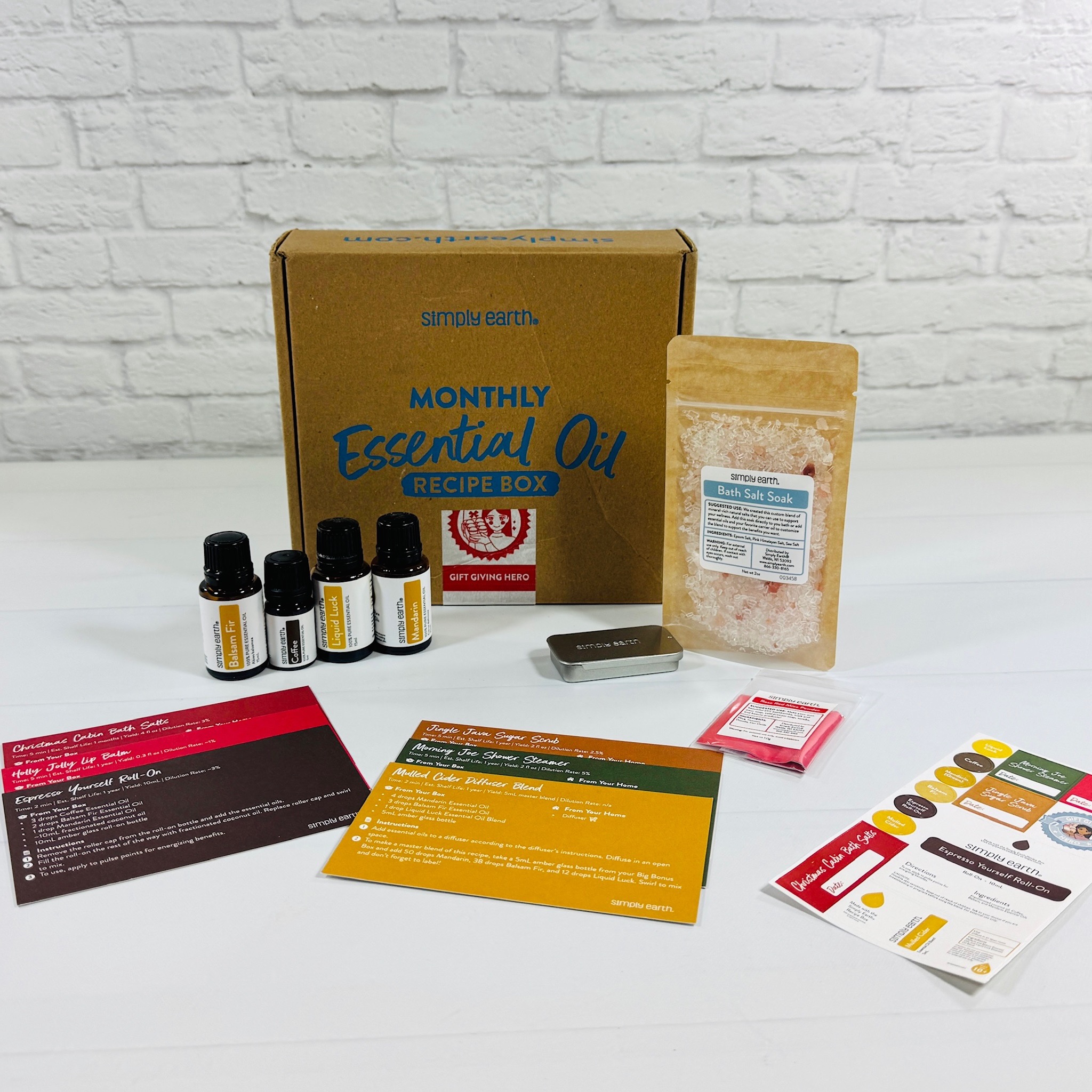 Simply Earth Essential Oil December 2024 Review: Diffuser - Hello Subscription