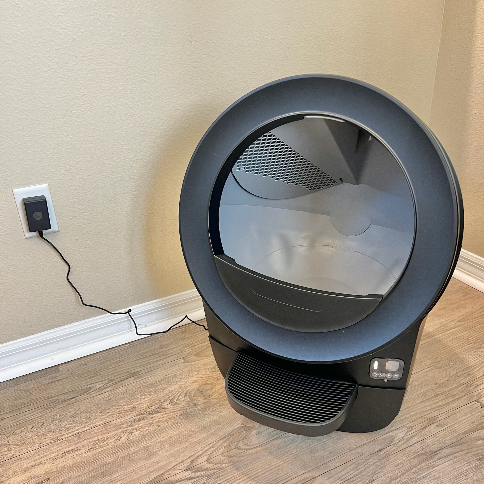 Litter-Robot EVO Review: Compact, Smart, and Perfect for Modern Cat ...